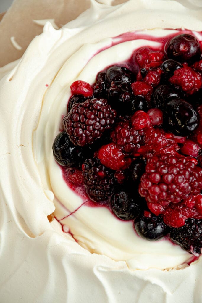 Pavlova aux fruits rouges - Marie Food Tips