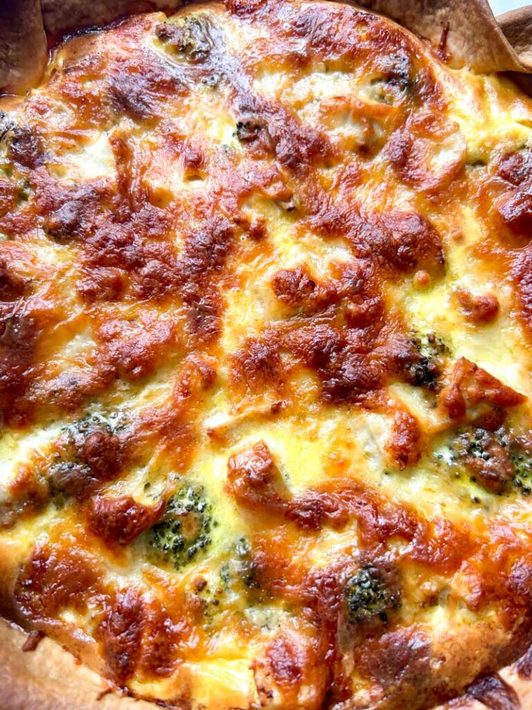 Easy chicken broccoli quiche (with cheddar and mozzarella) - Marie Food ...