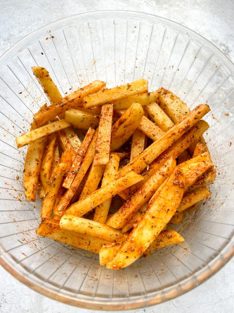 Copycat Five Guys Cajun fries (oven or Air Fryer) - Marie Food Tips