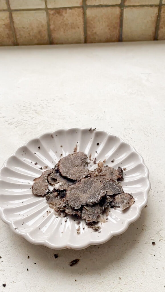 Super creamy black truffle pasta (easy recipe) - Marie Food Tips