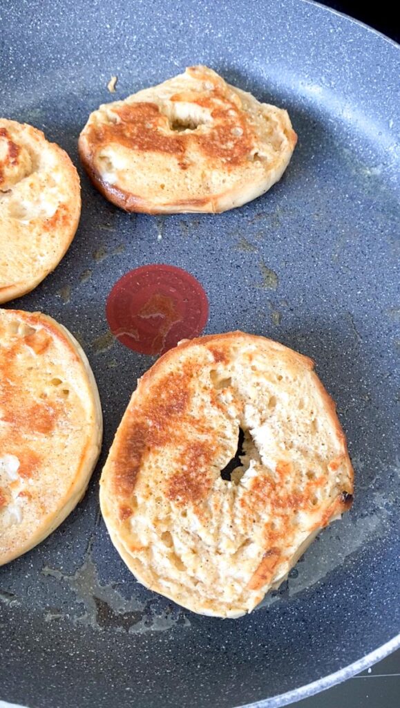 Quick and easy French toast bagel recipe - Marie Food Tips