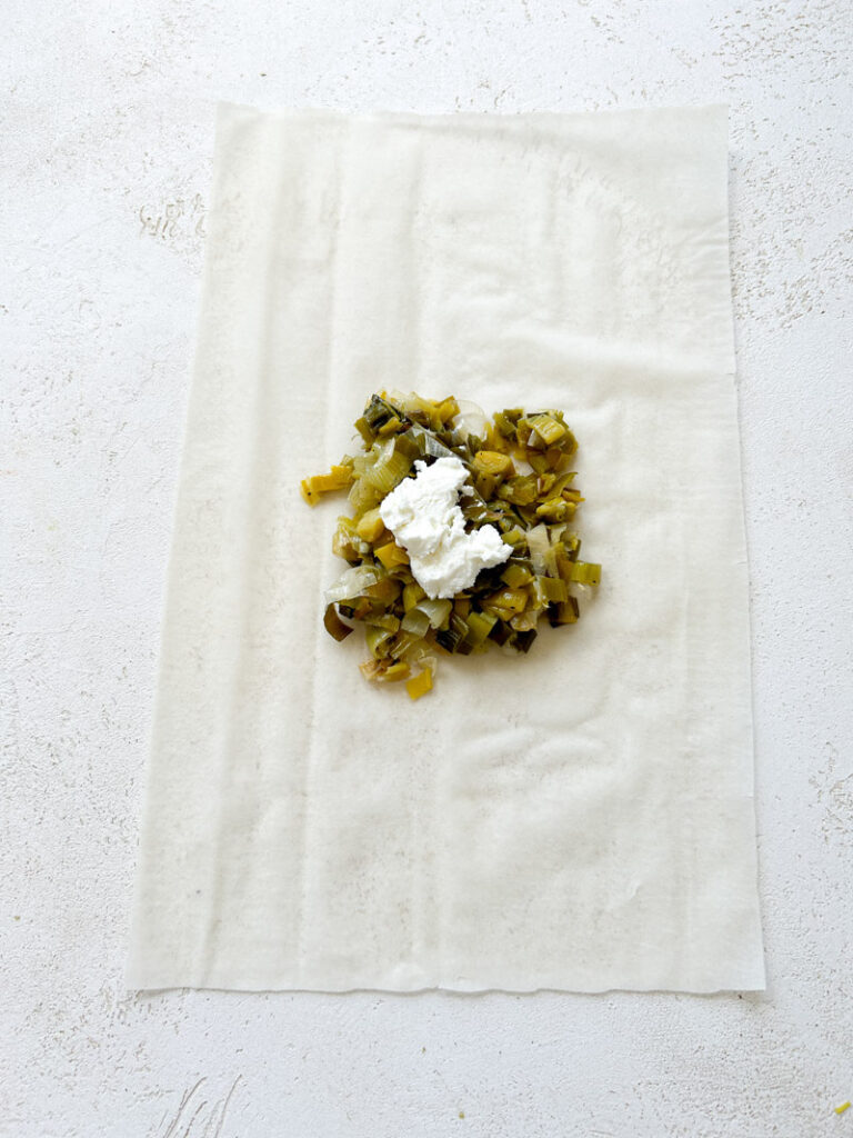 The samosa folding guide - 3 techniques to succeed like a pro - Marie ...