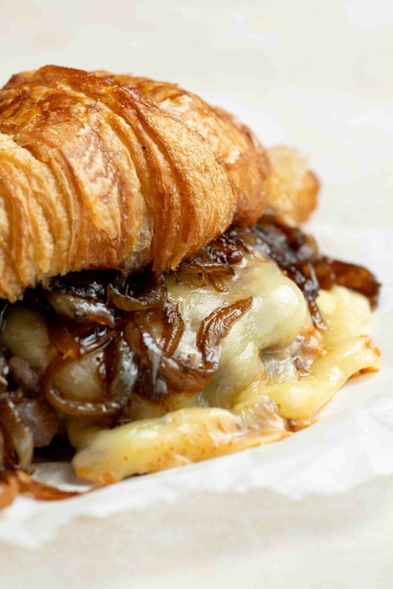 Croissant burger - Marie Food Tips