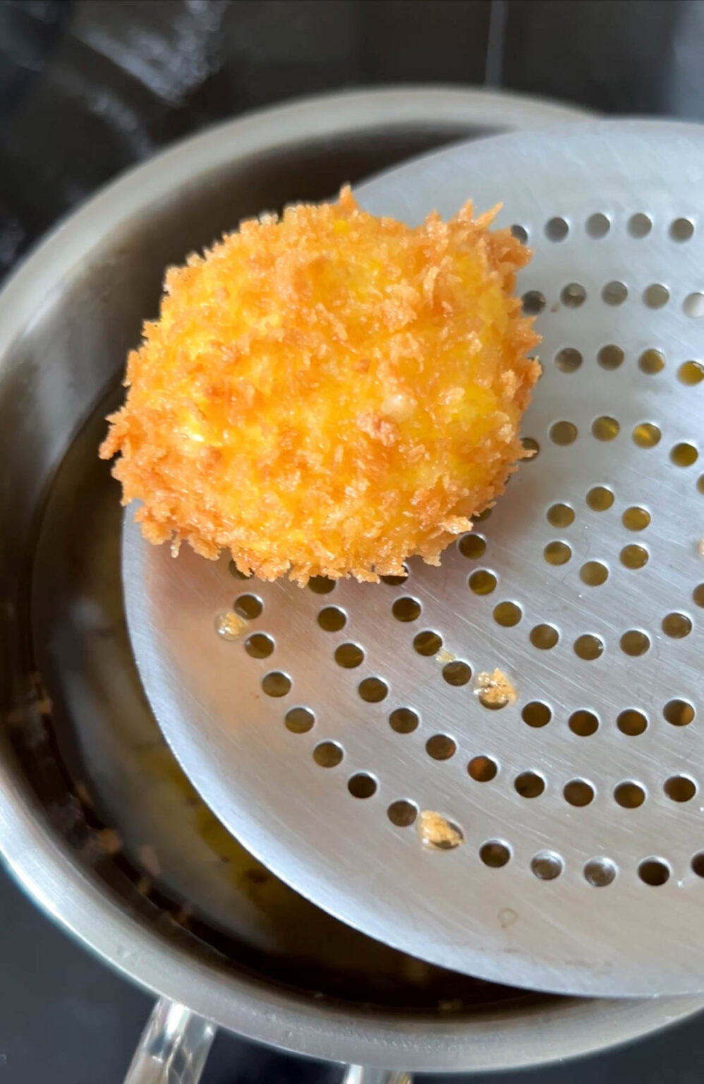 Jaunes d'oeufs frits & coulants - Marie Food Tips